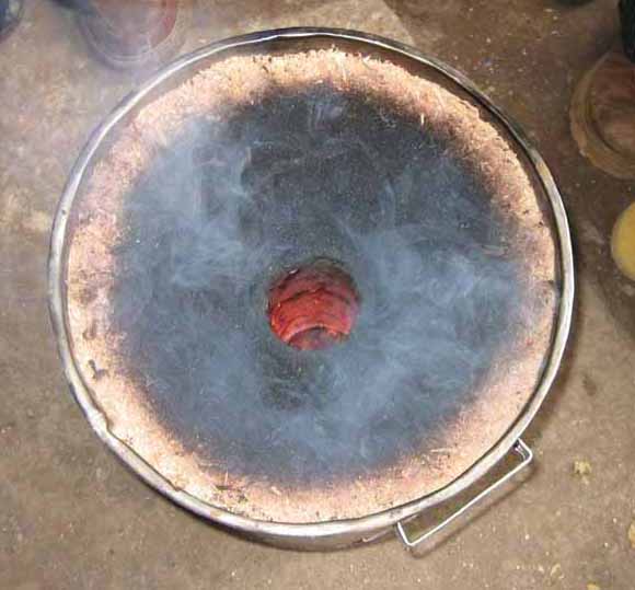 Sawdust stove - Appropedia: The sustainability wiki