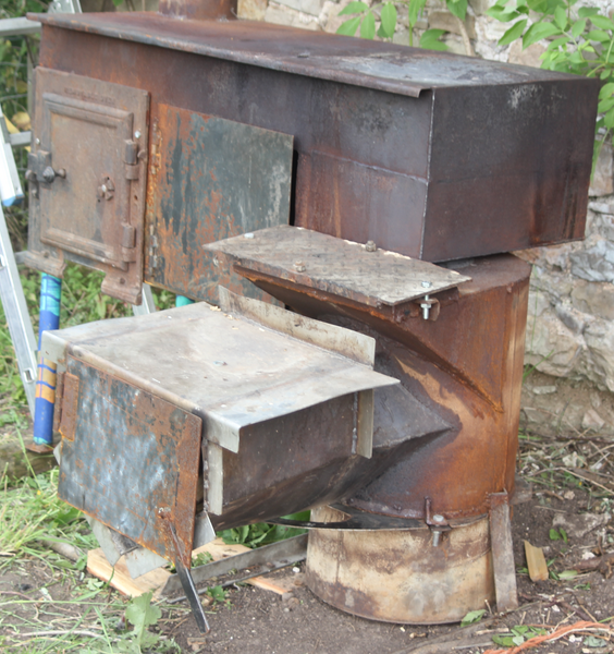 Forest biochar rocket stove - Appropedia: The sustainability wiki
