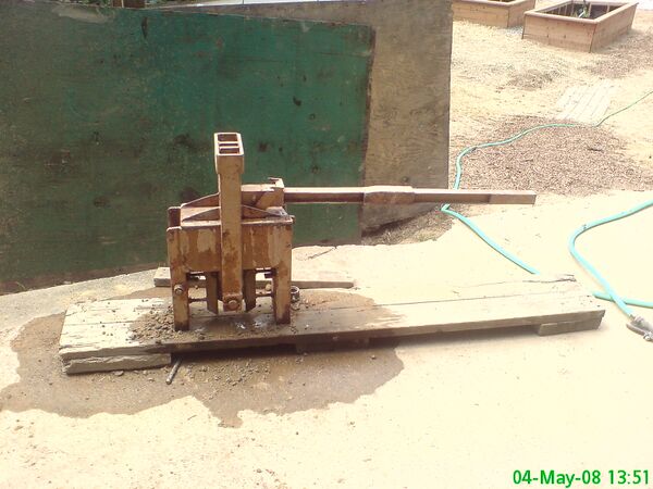 Matofali ya udongo uliogandamizwa - Appropedia: The sustainability wiki