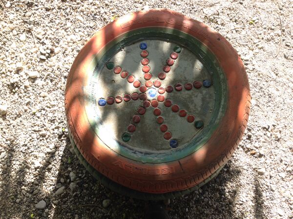 Haiti Communitere tire benches - Appropedia: The sustainability wiki