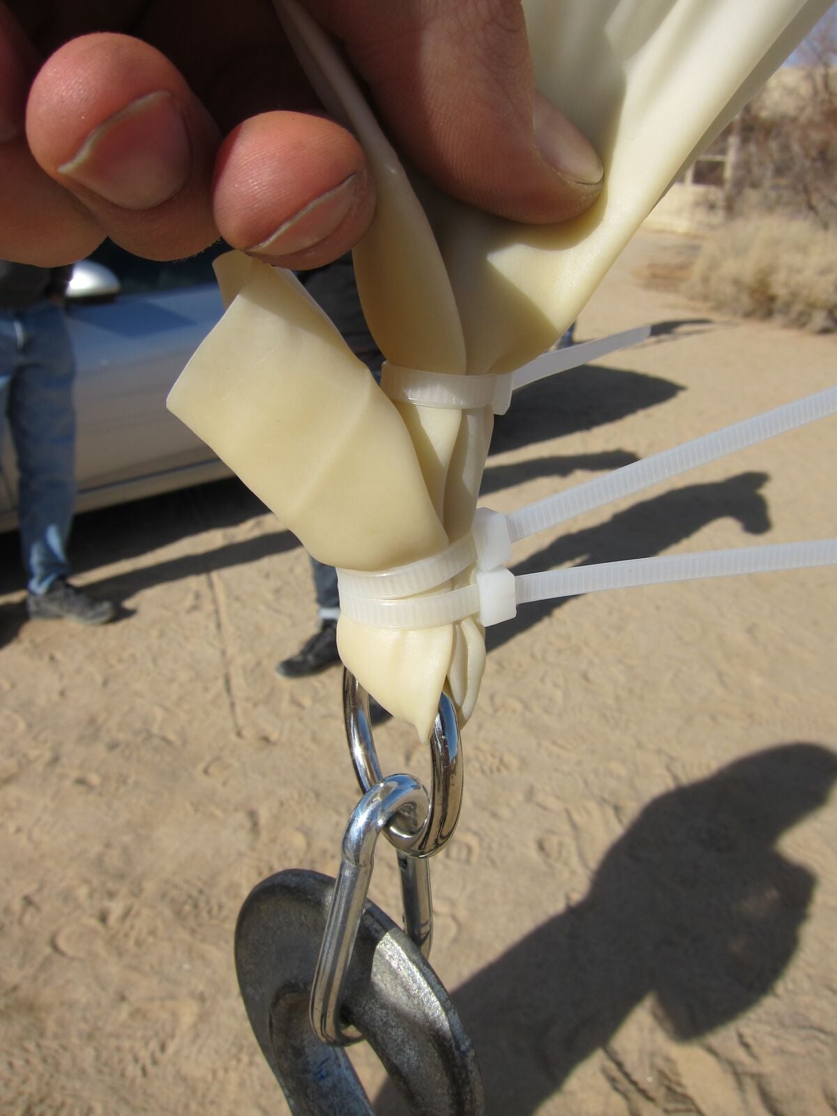 Aurora Tang's Balloon Closing Method
