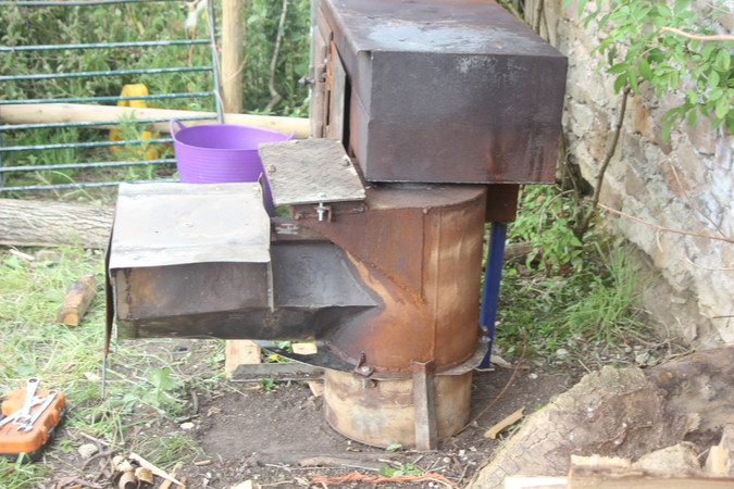 Forest biochar rocket stove - Appropedia: The sustainability wiki